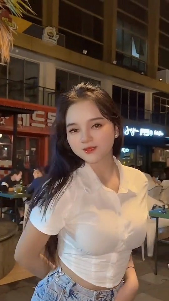 Kienzy࿐ - BIGO LIVE Bar